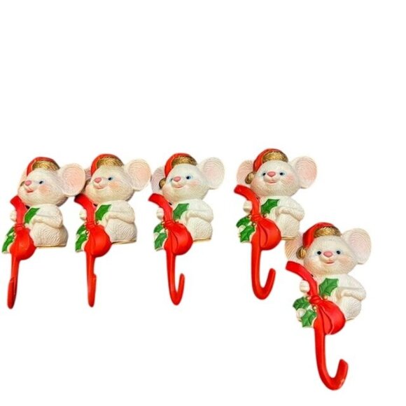 Unknown | Holiday | Set Of 5 Christmas Mouse Stocking Holders With ...